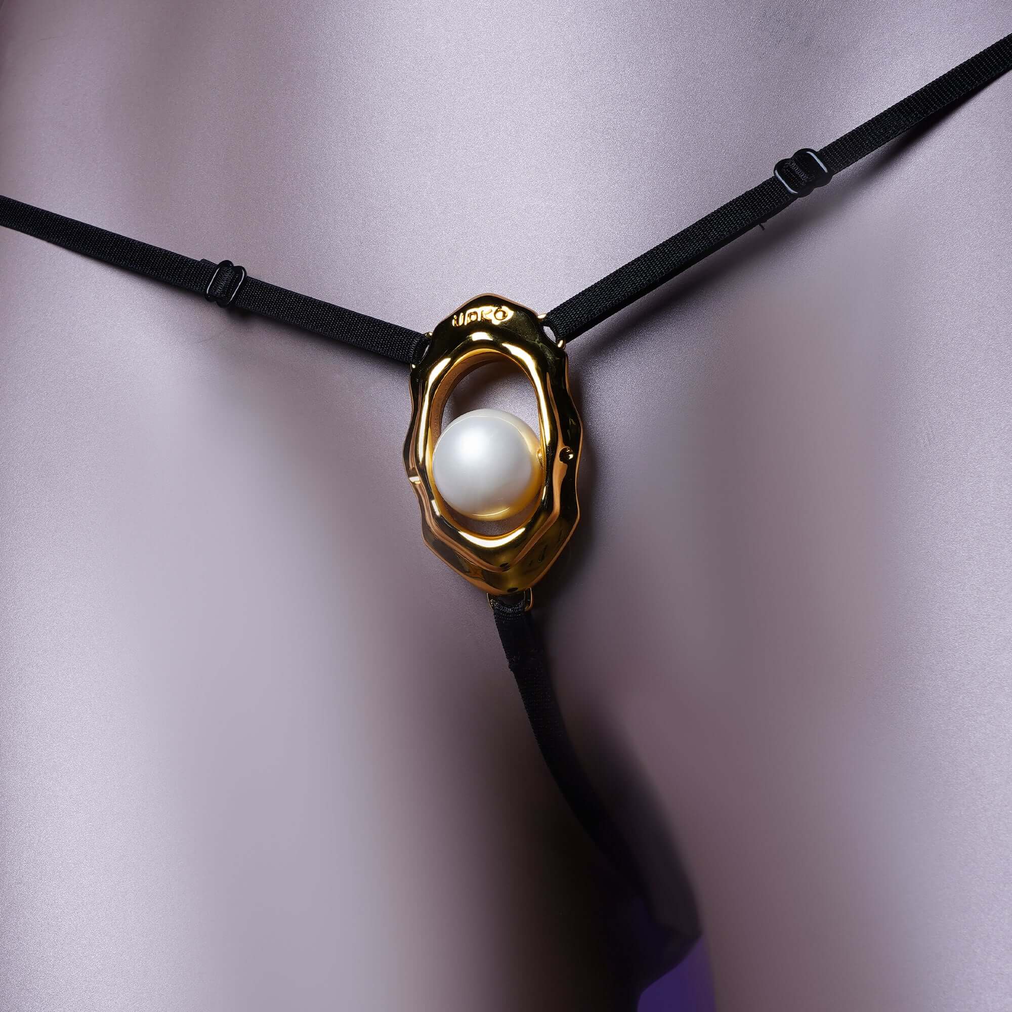 UPKO Moist Eyes G-string Clitoral Jewelry